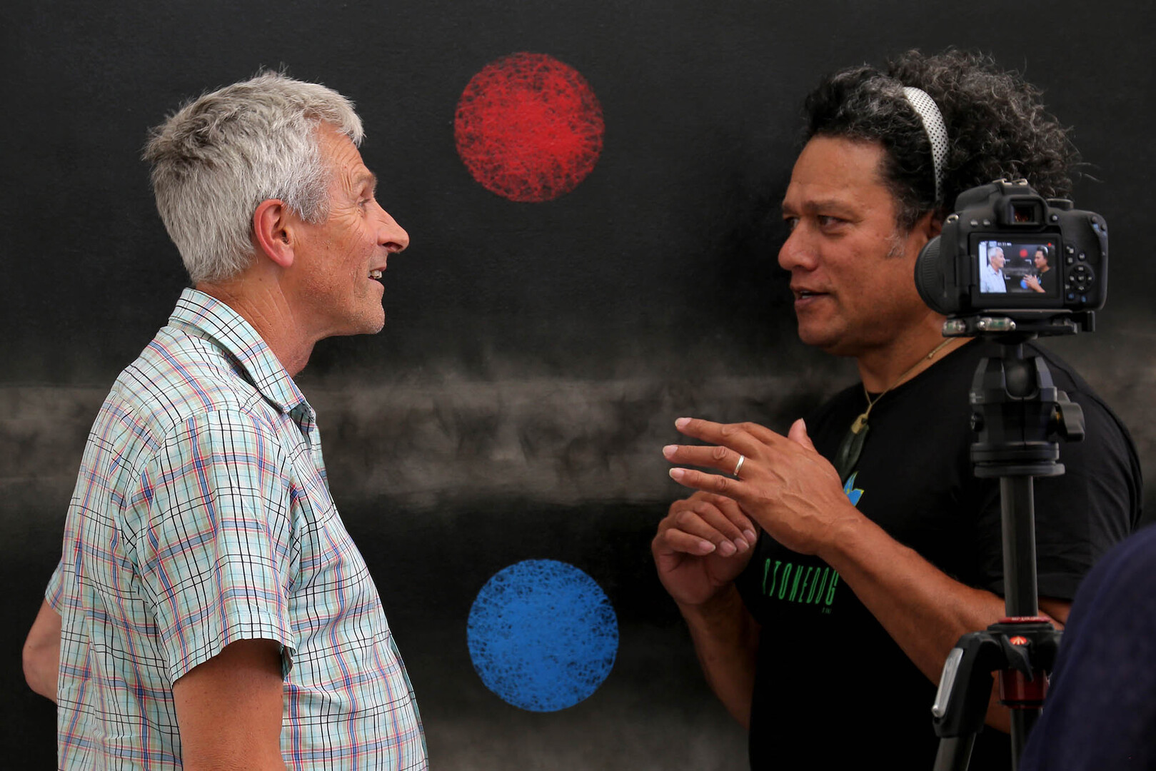 Kumi Ē Manatu (Finding Black Tapa Memories)